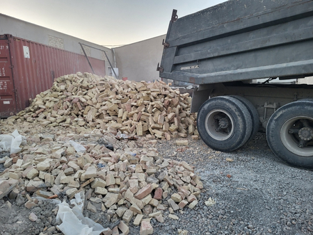 Kamaz samasval srochna sotiladi  dakumentlari joyida