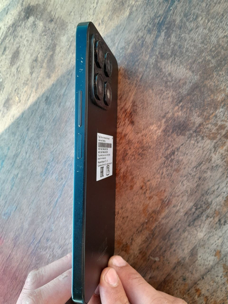 Honor x 8a holati yaxshi karopka dakument bor