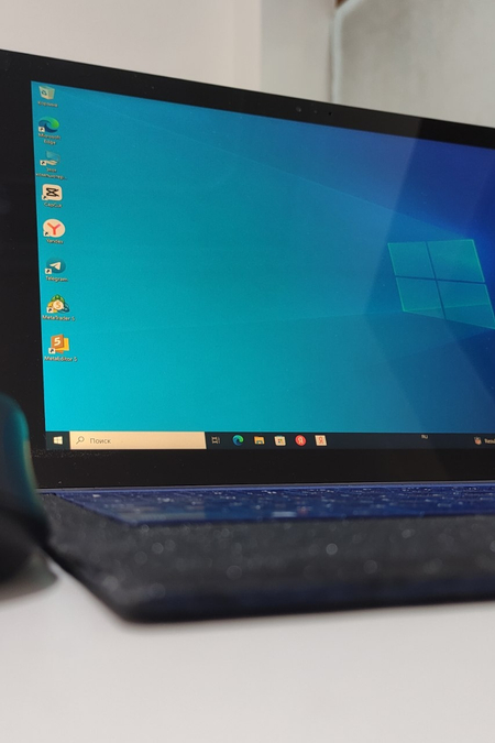 Microsoft Surface Intel(R) Core(TM) i5-4300U