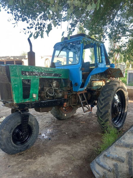 Mtz 80 sotiladi Buxoro viloyati