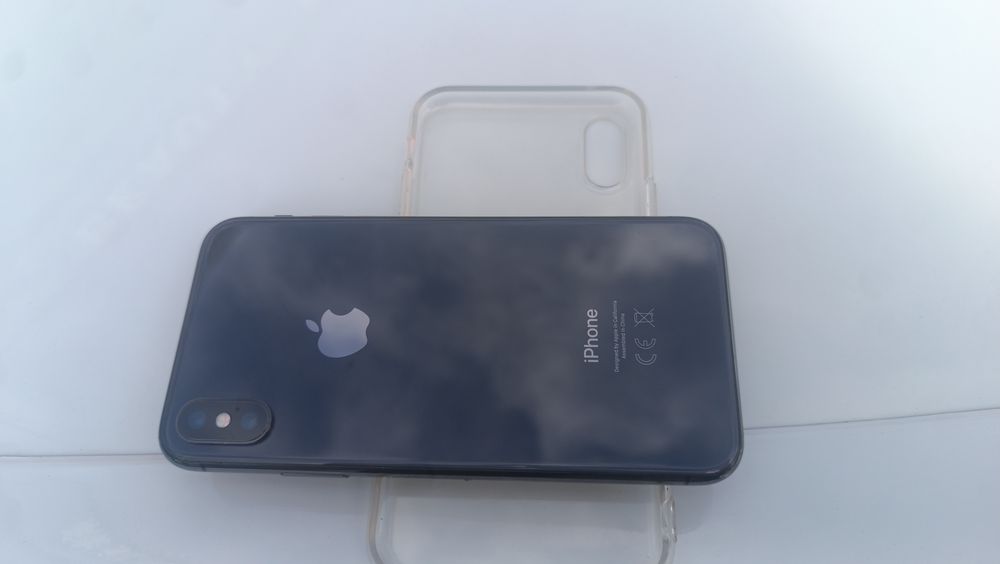 Срочно продам iPhone X 64 gb