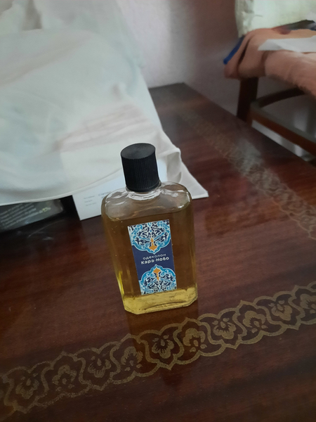 Одеколон Кара Наво. Ретро запах.