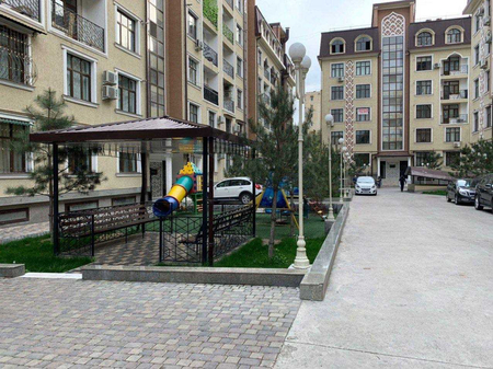 Продается квартира на Юнусабад 4 кв