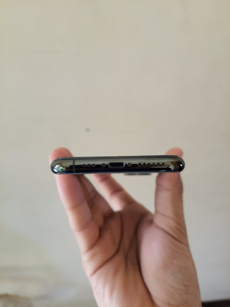 IPHONE 11pro 256gb lik