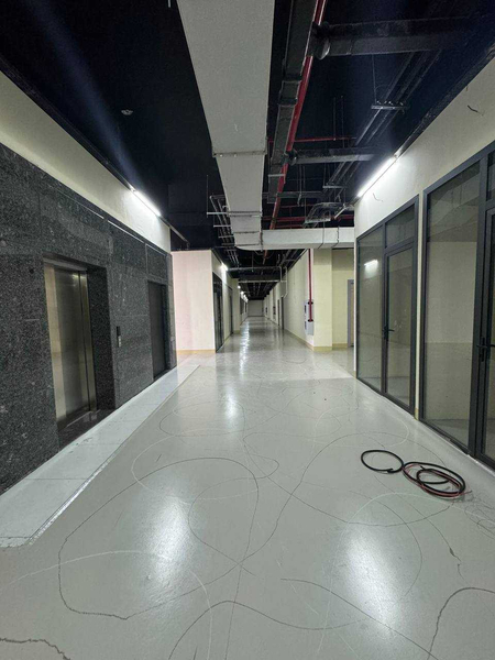 Продам магазин в ИБН СИНО ТЦ STROY MART