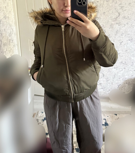 Бомбер новый Forever21
