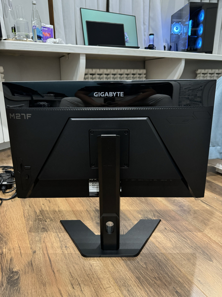 Продаю монитор GigaByte M27F