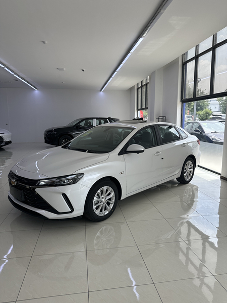 Monza 1,5 Limited (360 градус, обогрев сид) автосалон