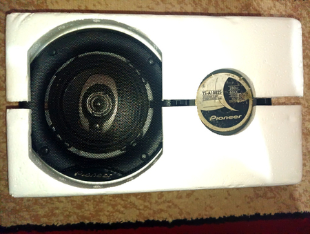 Колонки PIONEER TS-G1315R, новые
