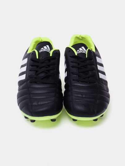 Erkaklar uchun butsilar Adidas. Бутсы для мужчин Adidas