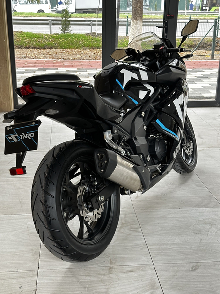 Taro sportbike armada