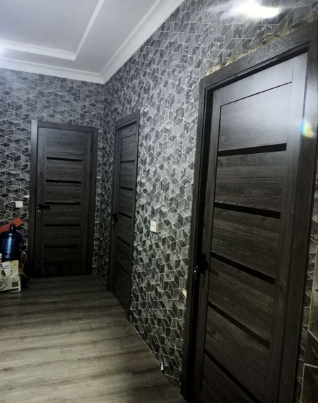.Продам 1х2комнатную подевро 41м2 этаж 2 балкон 1х3метр Спутник16А 56$