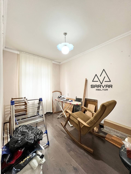 Продам 3/4/4 Буюк Ипак йули Буз базар анор банк 77 серия