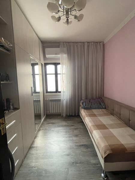 Продаётся 3х ком квартира в массив Куйлюк 1