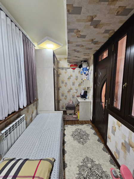 Срочно продаётся 2-х комн квартира в Сергели строител, 2/7/9