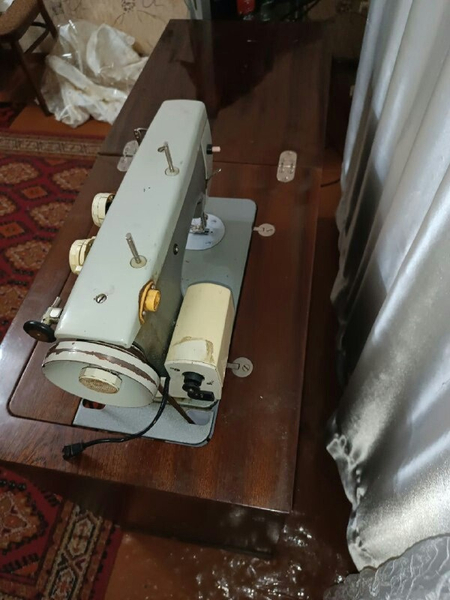 Tikuv mashinasi elektronniy sotiladi