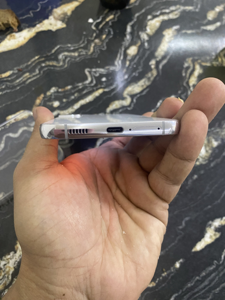 Галакси 22s+ 256g В идеальном состояние