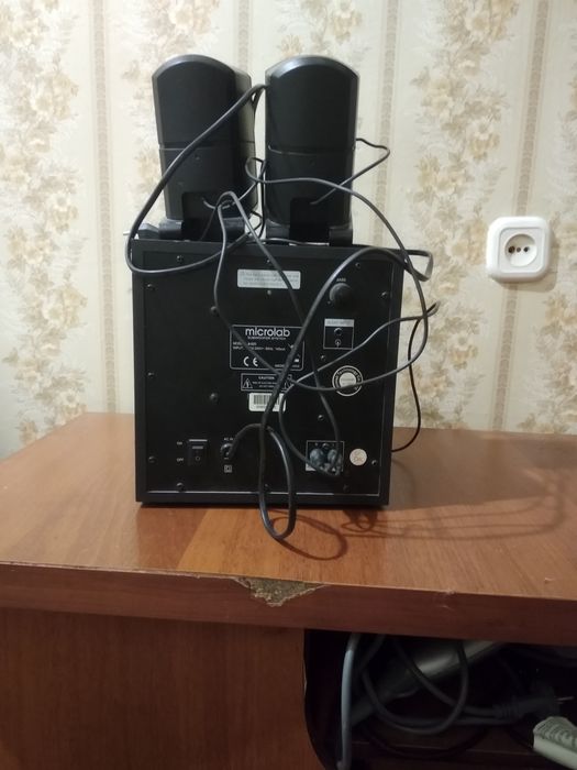 Продаю буфер микролаб в харошом састояние работает отлично.