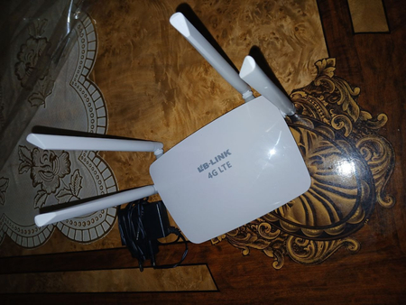 WI-FI роутер сотилади