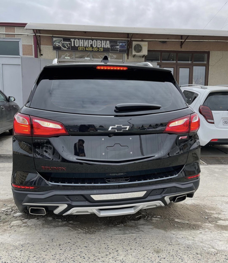 Equinox new yupka oldi orqa