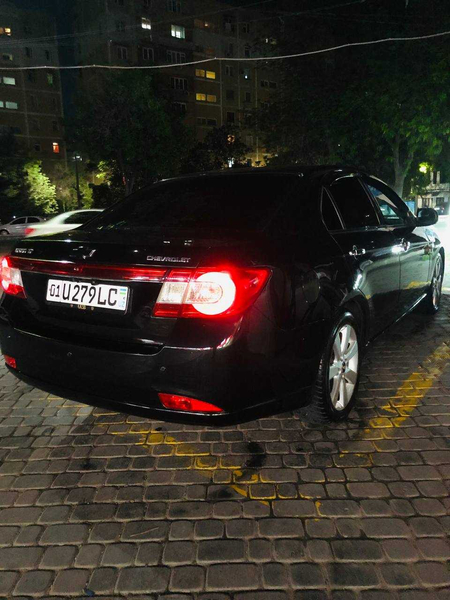 Эпика чёрная 2011, 3-я позиция, 180.000 Автомат