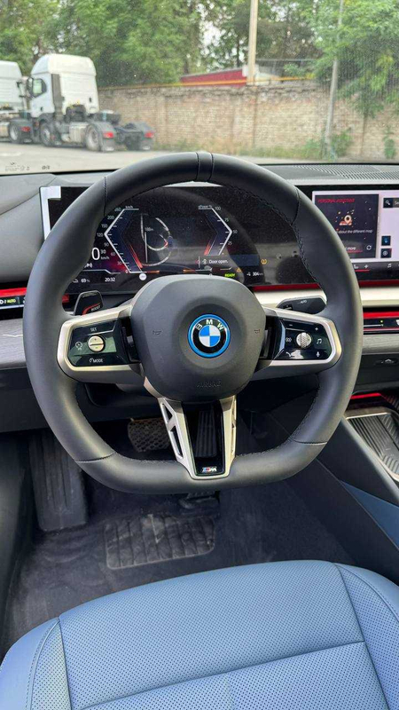 BMW i5 edrive 35l M Sport