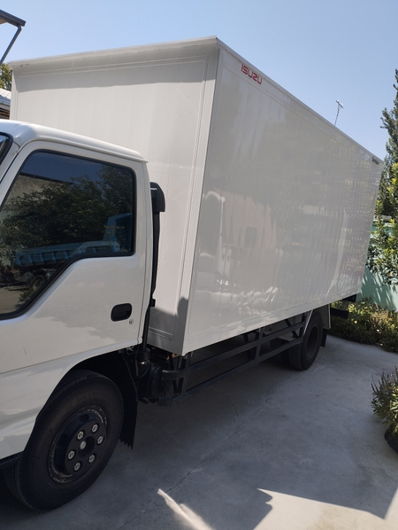 ISUZU Salarka furgon