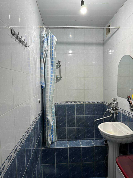 СРОЧНО !! Продаётся квартира в Яшнабаде 3/1/5 ( 92 кв/м ) Тузел 1