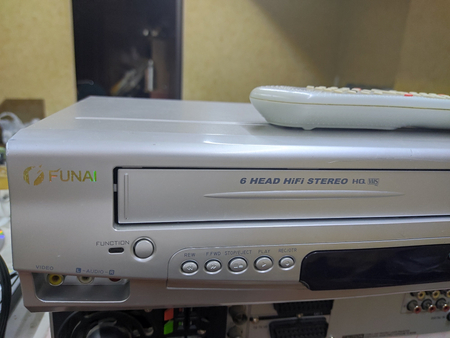 Funai VHS 6 head hi-fi stereo DVD player