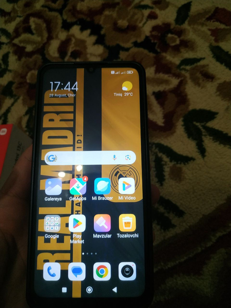 Redmi 13C sotiladi 128 lik hamma joy radnoy