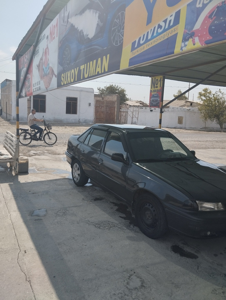 Daewoo Racer сотилади