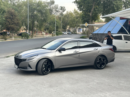 hyundai Elantra 1.6