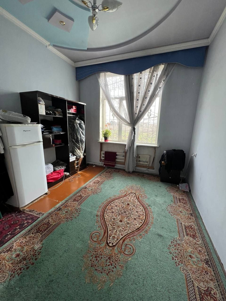 Тошкент тумани Янги 16 йиллик, Бунёдкор махалла.

6,5сотик 
7 хона
2 с