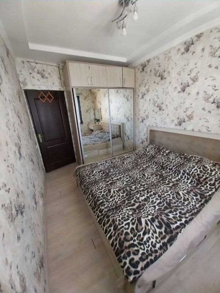 Срочно! Алмазар,Себзаре 2х комнатная на 9м этаже с хорошим ремонтом.