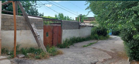 № 1516 Земельный Участок под бизнес 4,6 соток по адресу: Ахунбабаева