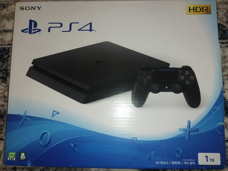 Продаётся Плейстейшн PS4