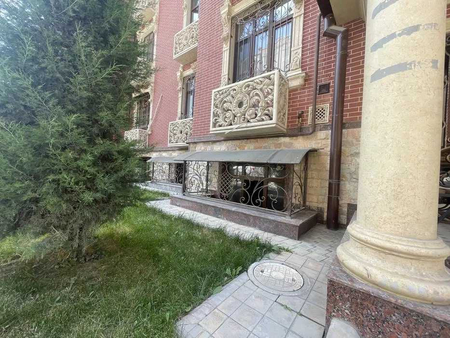 Продается 2-ух комнатная ремонт, техника , прекрасная цена 2/-1/6