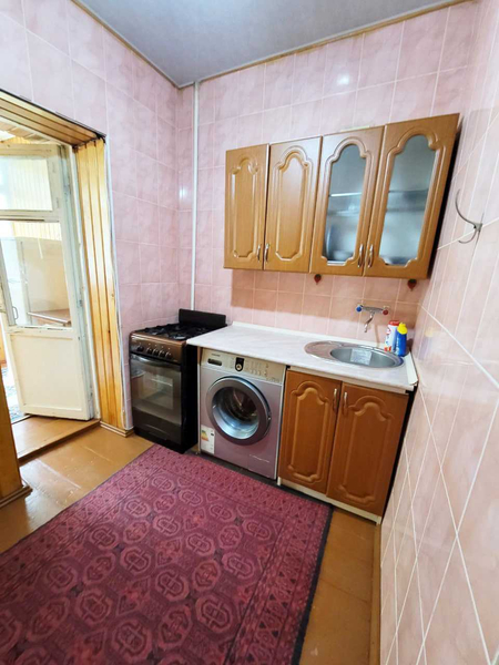 Максим Горький без маклера Буюк Ипак йули метро ёнида оилага маклерсиз