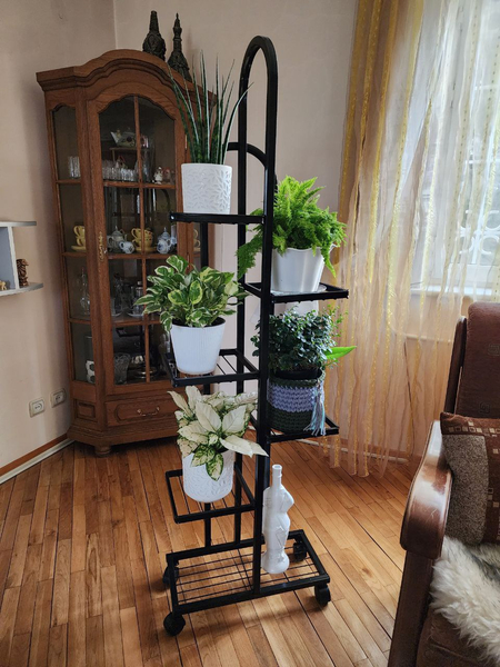 Подставка для цветов. Полка для цветов. Loft. Лофт.  Гулдон.