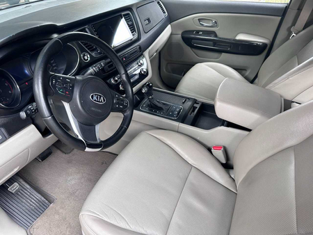 KIA CARNIVAL 2.2 TURBO DIESEL 2019 yil Probeg 256.000 km