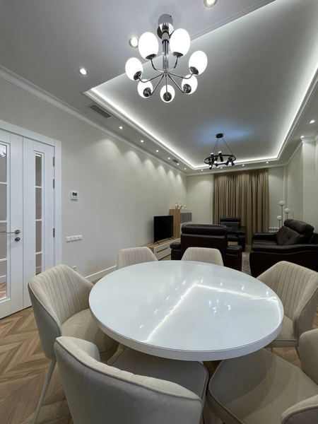 Mirobod Avenue 2000y.e