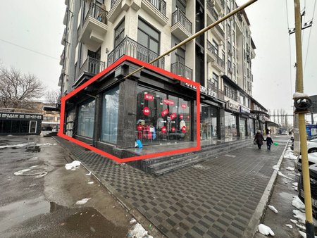 Аренда торцевая помещения под бутик, шов рум, кафетерия!  ВДОЛЬ ДОРОГИ