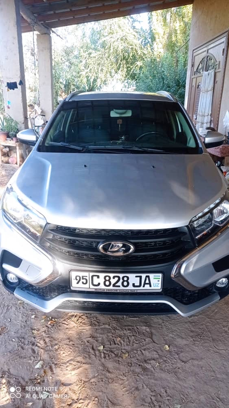 Продам Lada xray 2019