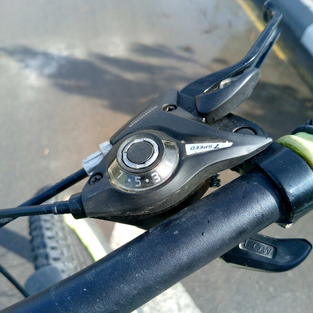 Velosiped Gorniy 29