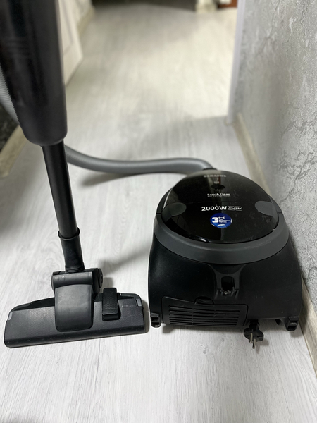 Пылесос Samsung 2000W