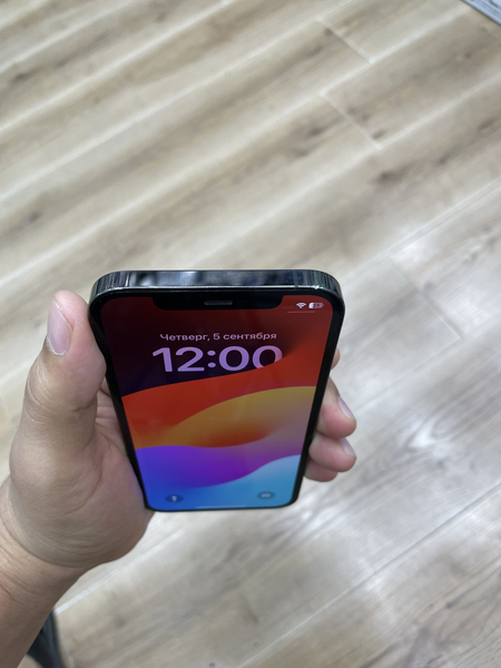 Iphone 12 pro kha 128 radnoy srochna sotiladi