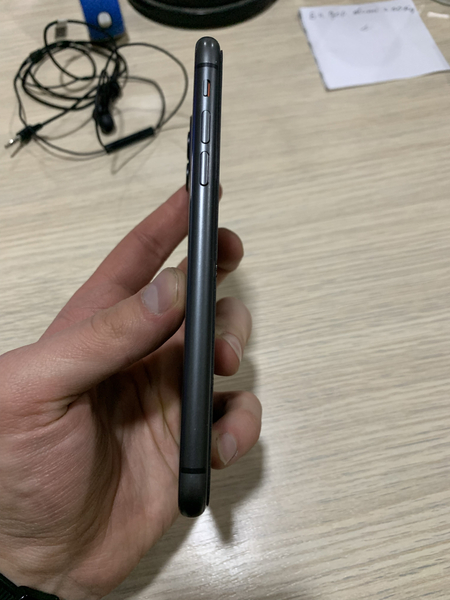 Iphone 11 sotiladi