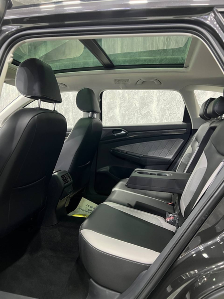 Volkswagen Jetta Vs7