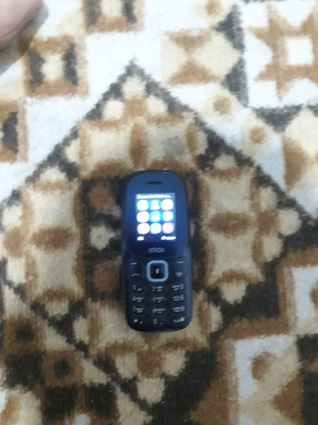 inoi telefon + 2 gb fleshka +2 gb usb fleshka