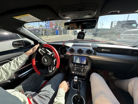 Продается Ford Mustang GT